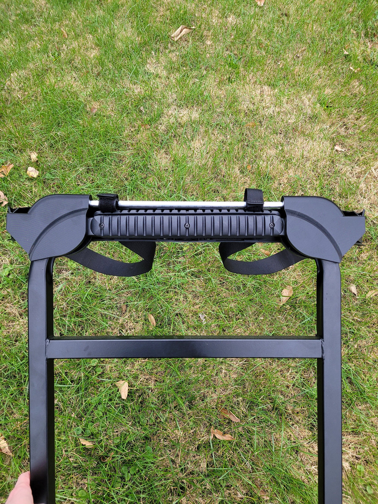 GTW Deluxe Rear Seat Grab Bar Golf Bag Holder Attachment, Easily Remov ...